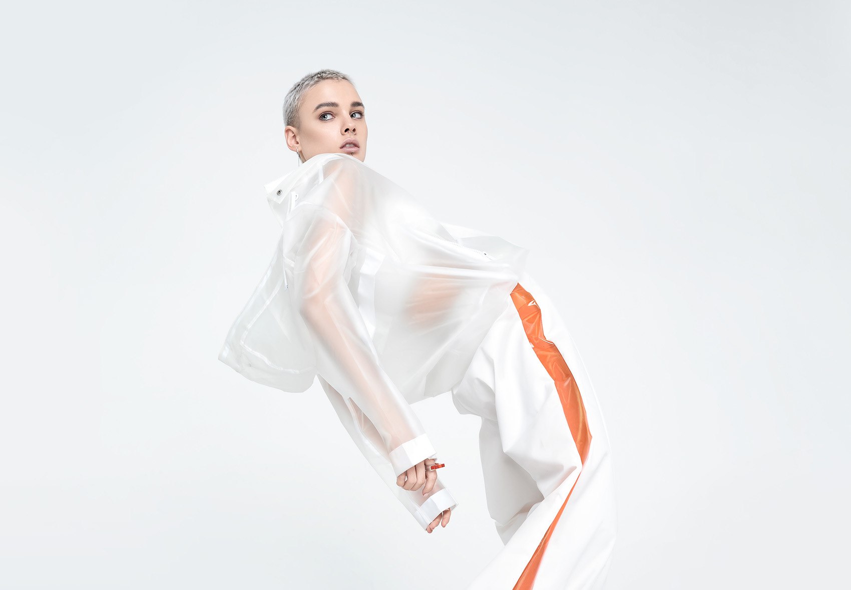 Balancing standard and MTM manufacturing with cutting room automation ...